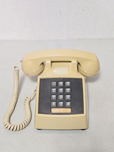 Touch Tone Push Button Desk Phone - Vintage Telephone Bell System ...