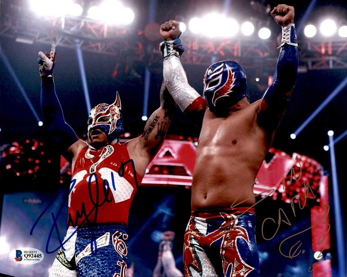 Wwe Sin Cara Contro Rey Mysterio