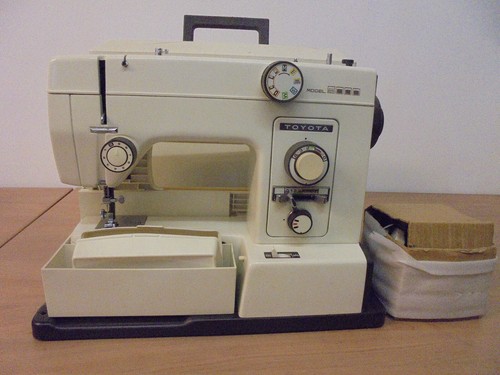 Toyota Model 5000 Sewing Machine | eBay UK