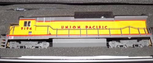 Bachmann Spectrum HO GE Dash 8-40C Diesel Union Pacific Cab 9194 Item ...