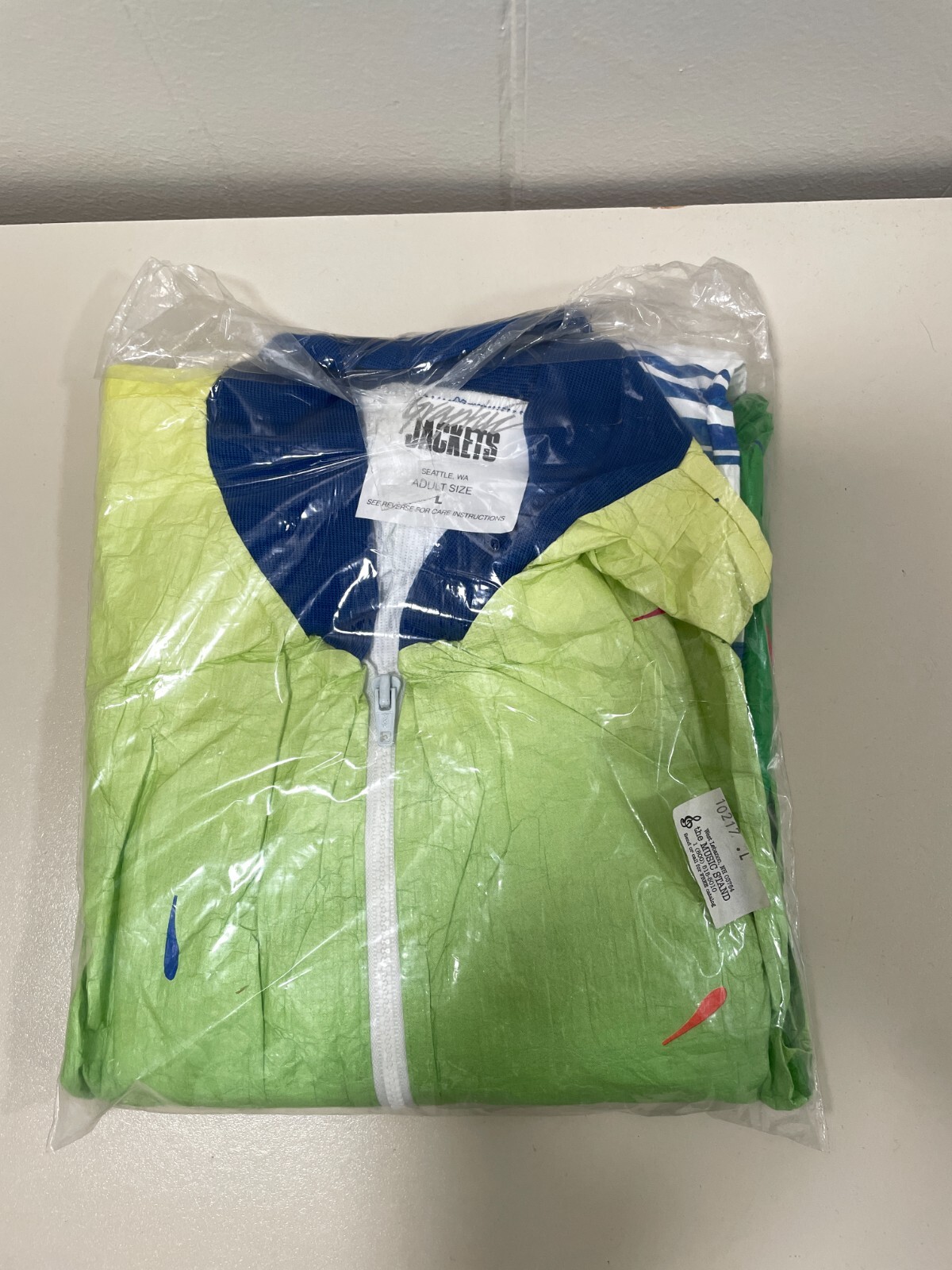 Vintage Golf Windbreaker Tyvek Paper Jacket 1994 All Over Print Large ...