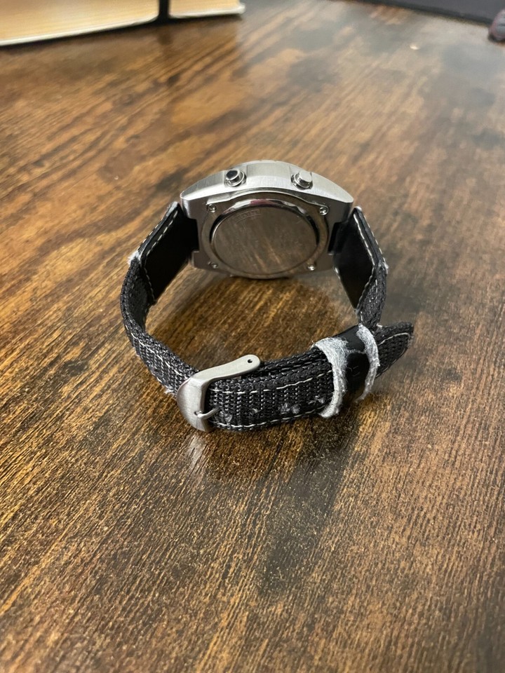 Casio Watch Men Fishing Gear 3768 AMW-700 - Working | eBay