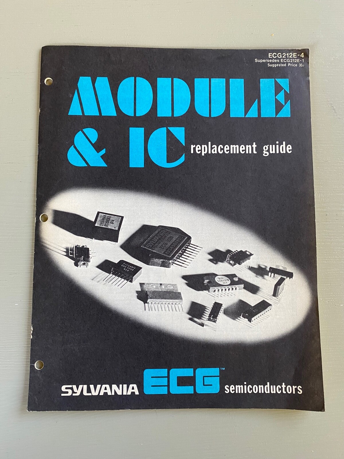 Vintage Sylvania ECG Semiconductors Module & IC Replacement Guide | eBay