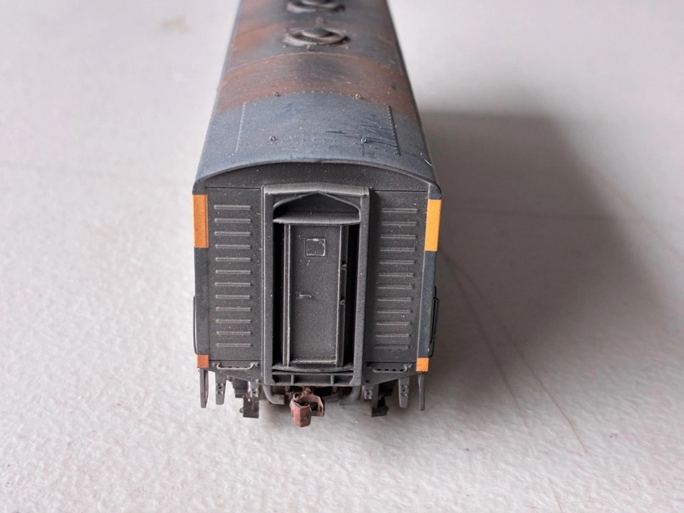 Athearn Genesis HO Scale Weathered Blue/Yellow Santa Fe F3A+B Powered ...