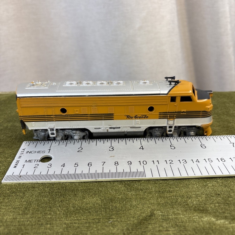 Vintage Athearn Rio-grande HO Train Engine 42005 Metal 1950s / POST-WAR ...