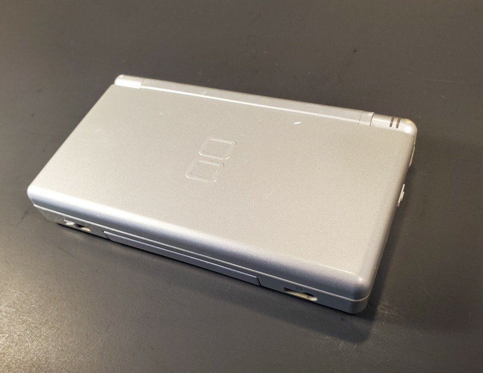 Nintendo DS Lite Handheld Console - (Various Colors) w/Charger | eBay