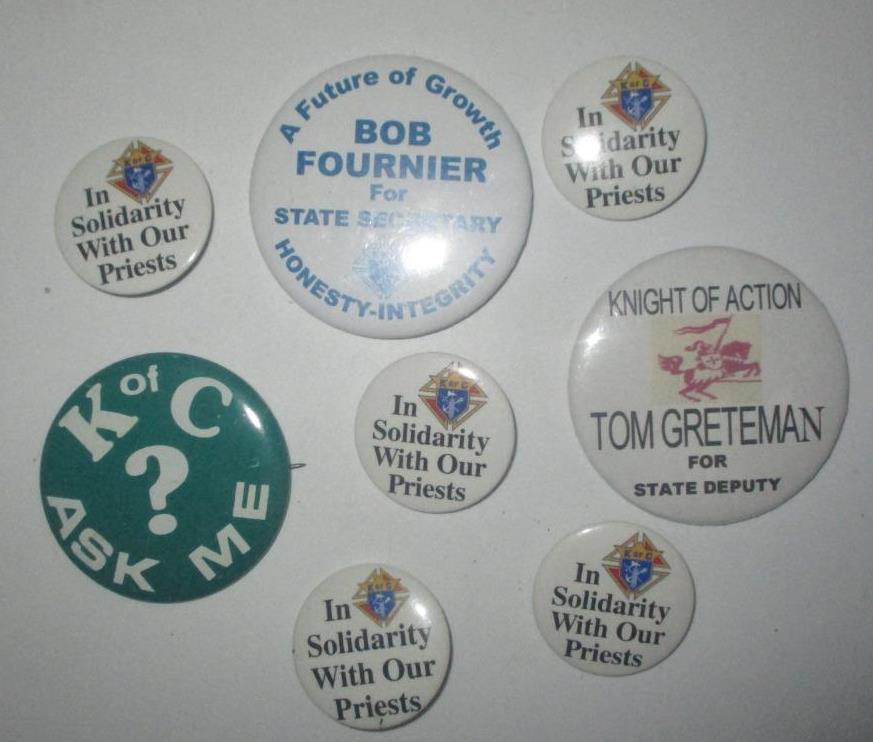 Vtg Knights of Columbus Pinback Buttons K of C Solidarity with our ...