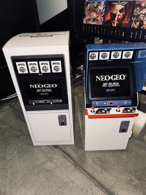 SNK Neo Geo Promotional Mini SNK SC19 Arcade Candy Cabinet Japan Cab ...