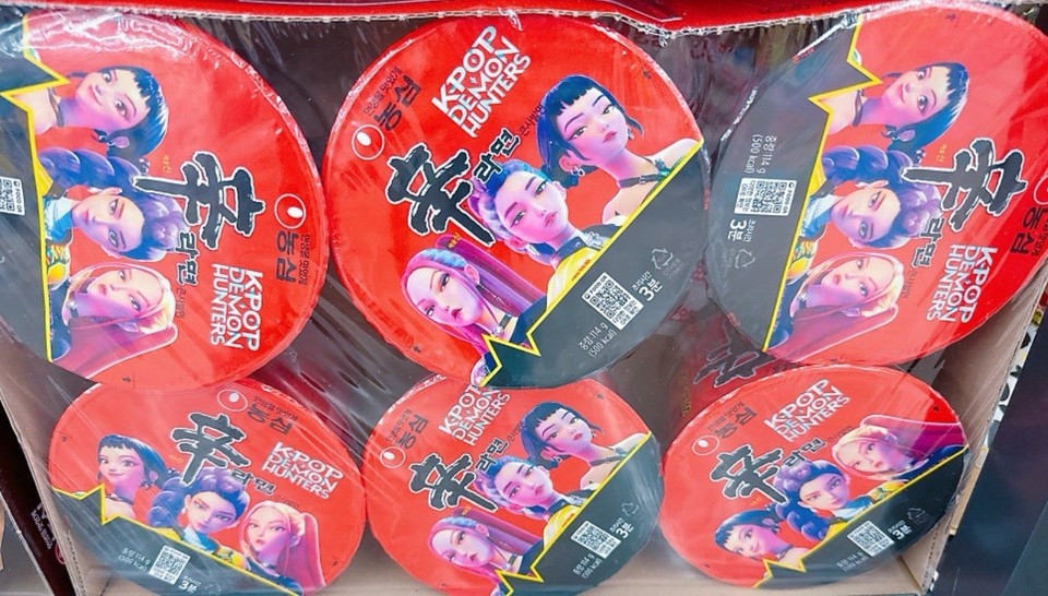 K-POP Demon Hunters Limited Edition Shin Ramyun Cup Noodles 65g × 6 ...