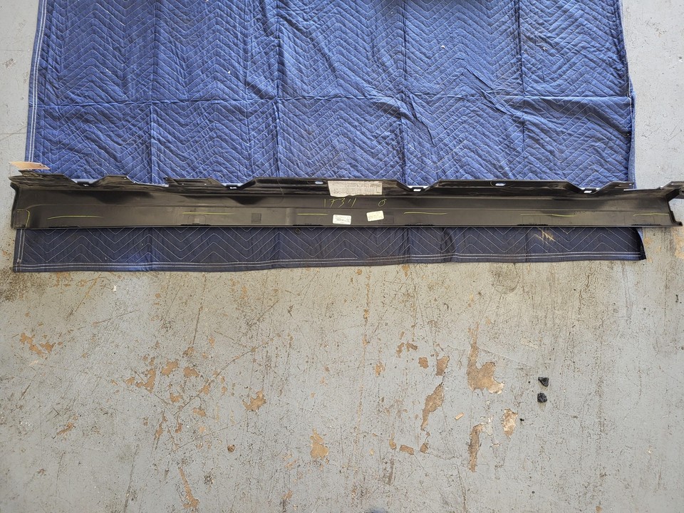 Right Passenger Rocker Panel Molding 2022 MERCEDES-BENZ GLB 250 ...