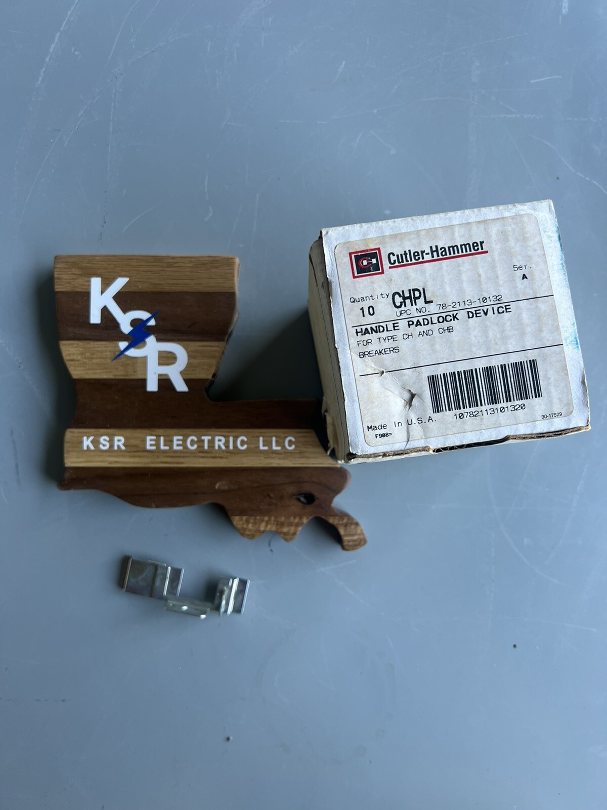 CUTLER-HAMMER CHPL HANDLE PADLOCK DEVICE TYPE CH, CHB BREAKERS NIB QTY ...
