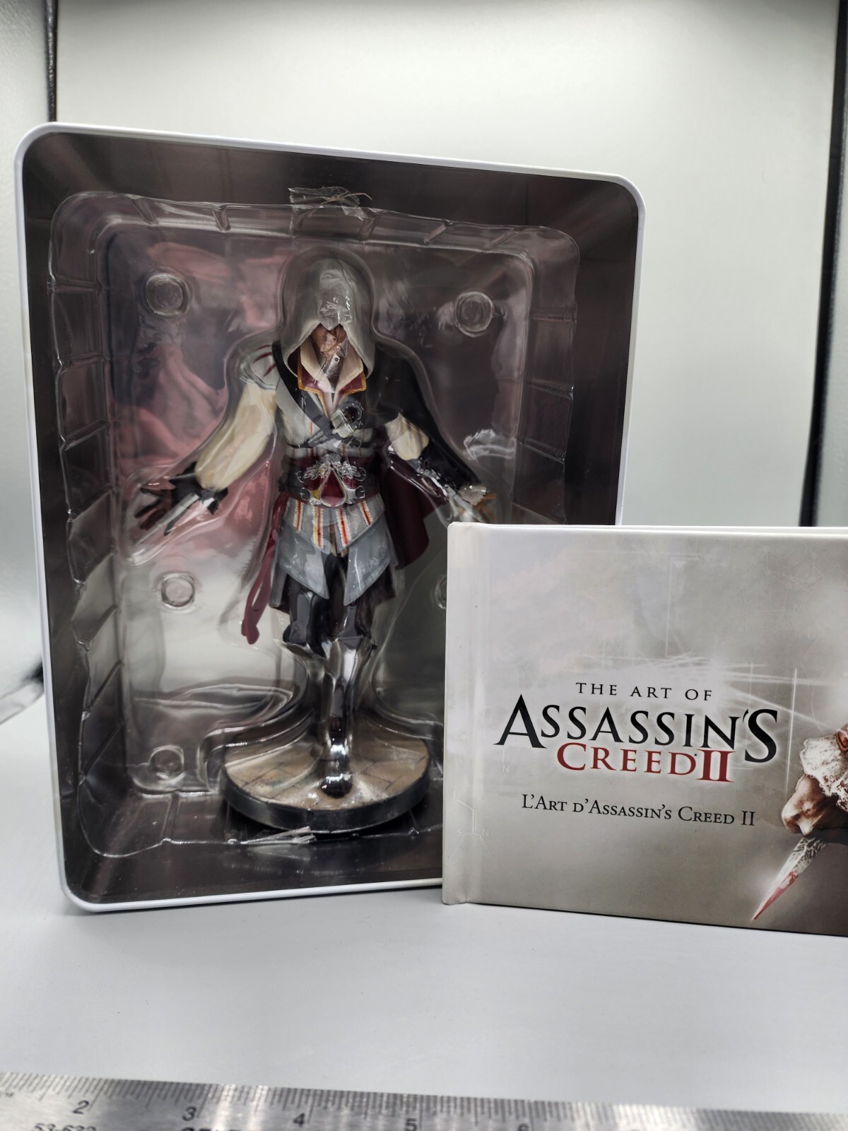 Assassins Creed II 2 Ezio Collector's Edition White Statue 9" Action ...