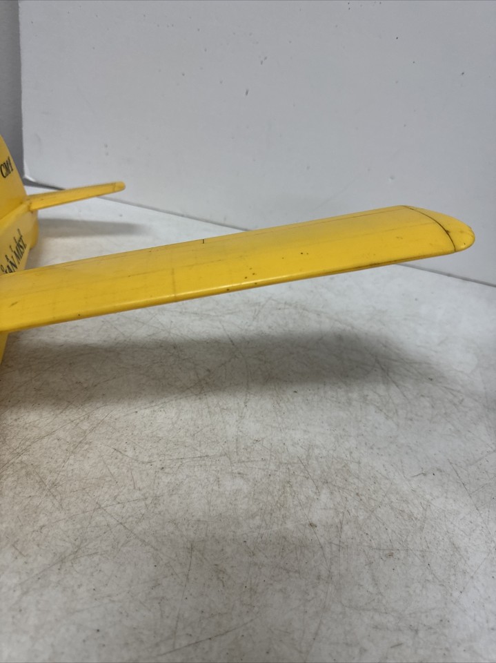 Canadian Mist DeHavilland Beaver Plane Model Scale with Decals For ...