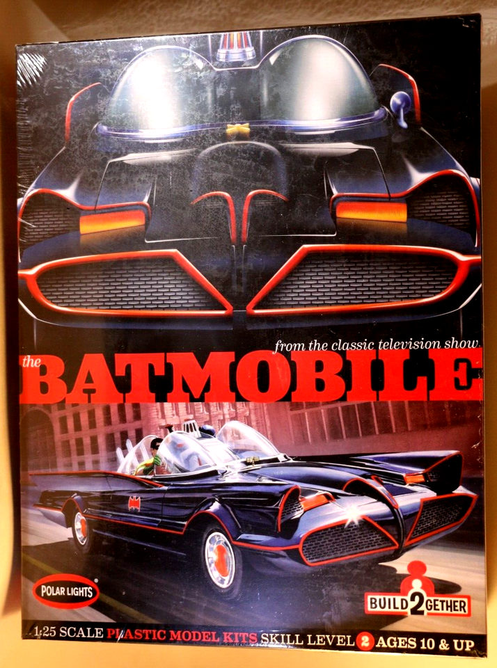 Polar Lights Batmobile 2 Complete Kits 1 Snap & 1 Glue Build 2 Together ...