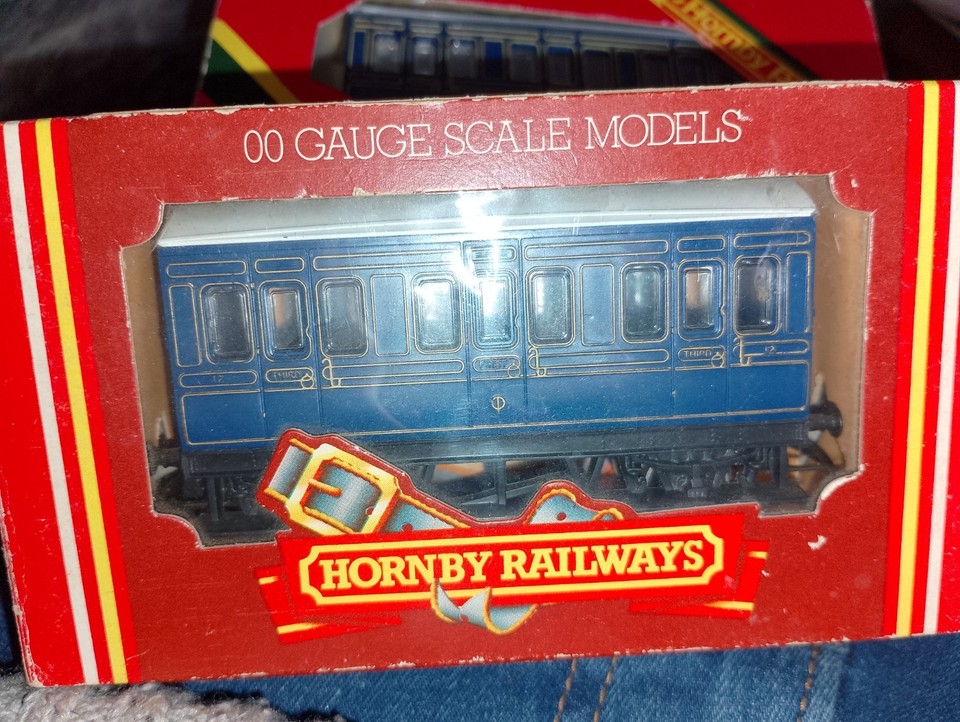 Hornby OO, 1x R212 1x R219 Caledonian Blue 4 Wheel Coaches, Used In Box ...