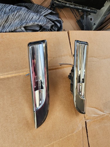 10-14 Porsche Panamera Fender Side Marker Lights 97063103402 Scuff ...