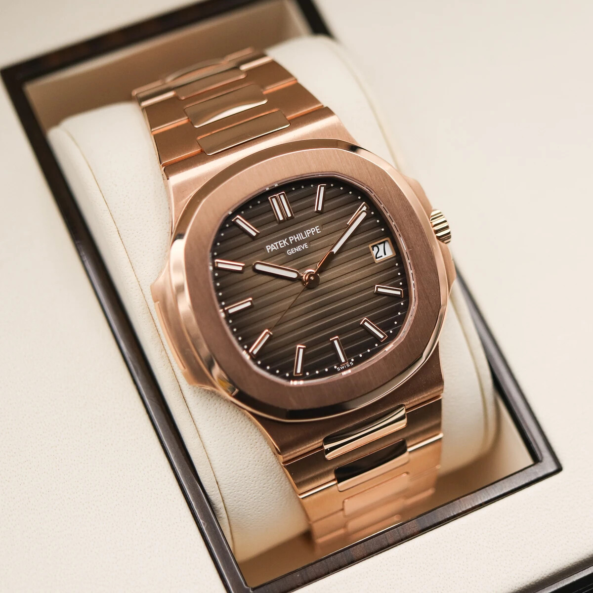 Patek Philippe Nautilus 5711/1R-001 Rose Gold Brown Dial Complete Set ...