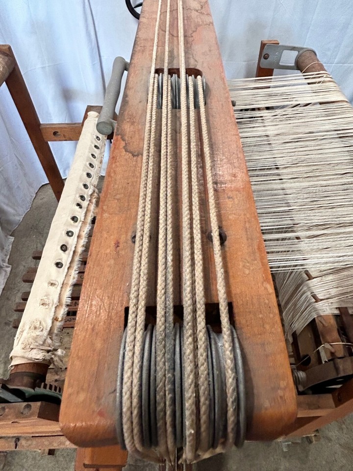 Newcomb Studio Art Rug Loom T0557 | eBay