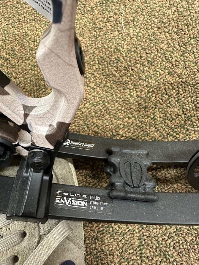 Elite Envision Bow RH Vuni Camo 65 LBS | eBay