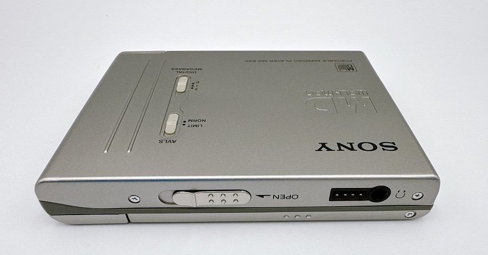 SONY MZ-E25 Walkman Portable MD Player Mega Bass in Box Tested ...