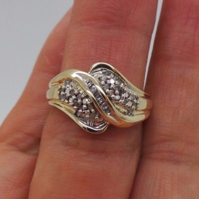 STUNNING 10K YG LADIES DIAMOND CLUSTER RING .35 tcw SZ 7 G111731-2 3.57 ...