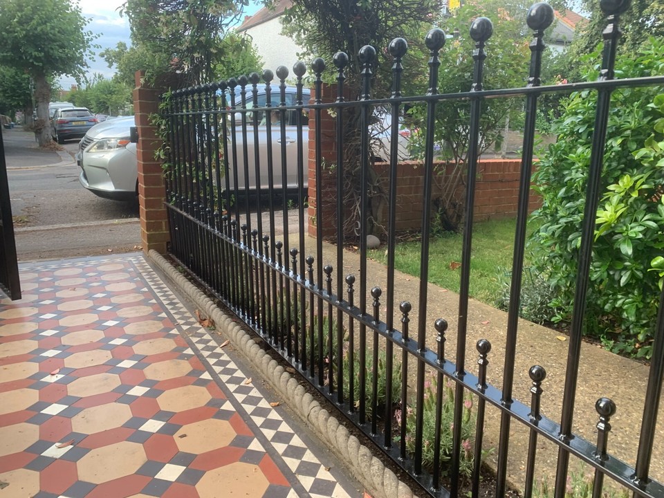 Low Wall Steel railings, Metal fencing, Made to order | eBay UK