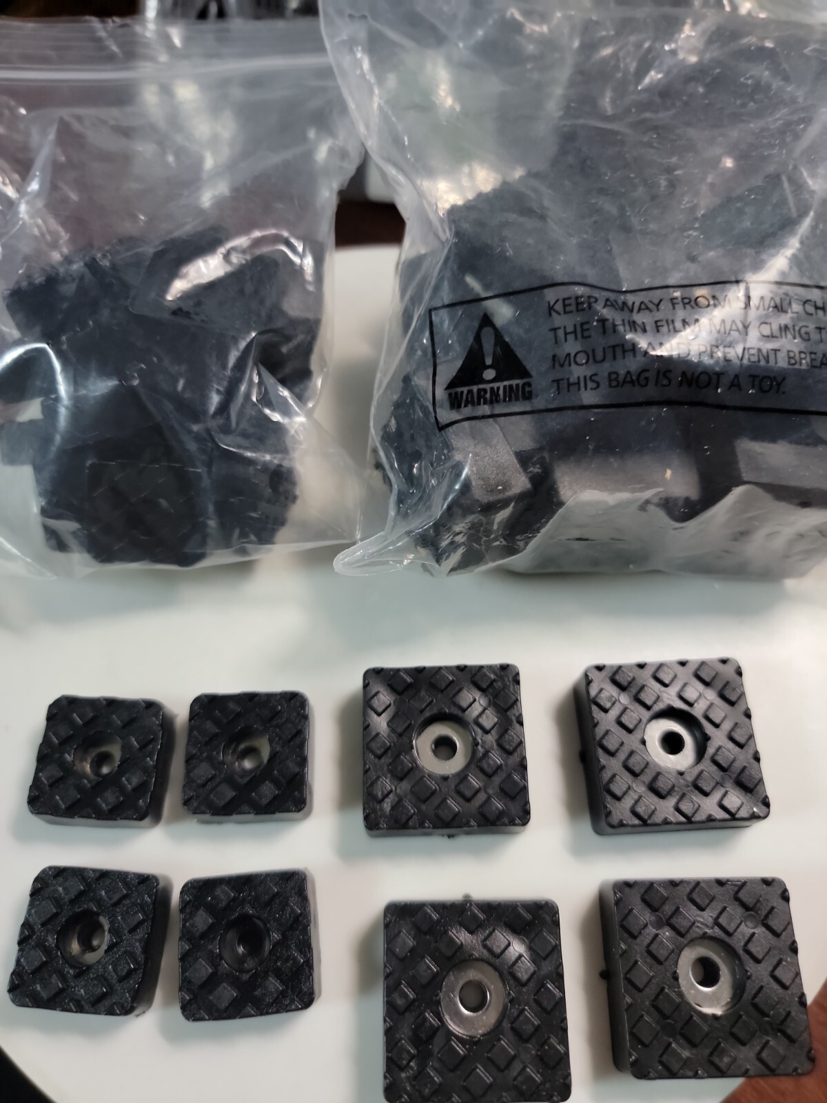 Alise 40 Pcs 4/5-Inch Square Rubber Feet Non-Slip Rubber Furniture ...