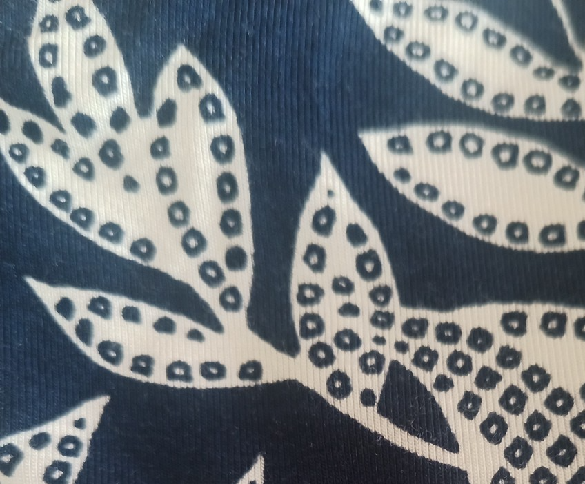 Soma Cool Nights Navy Blue Palms V-Neck Tank with Shelf Bra Size XS | eBay