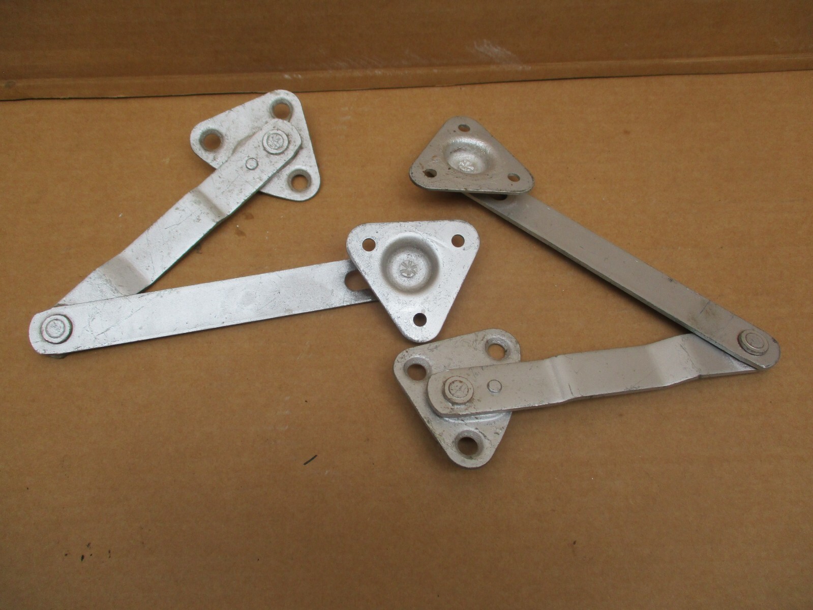 tail gate lower hinges for hk ht hg holden tailgate station wagon ...