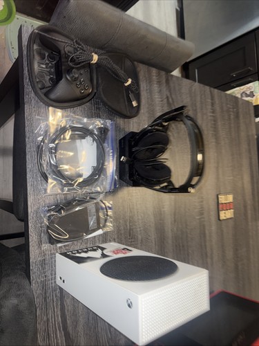 Xbox Series S LOT Comes With Astro A50, Elite Series 2 Controller, And ...