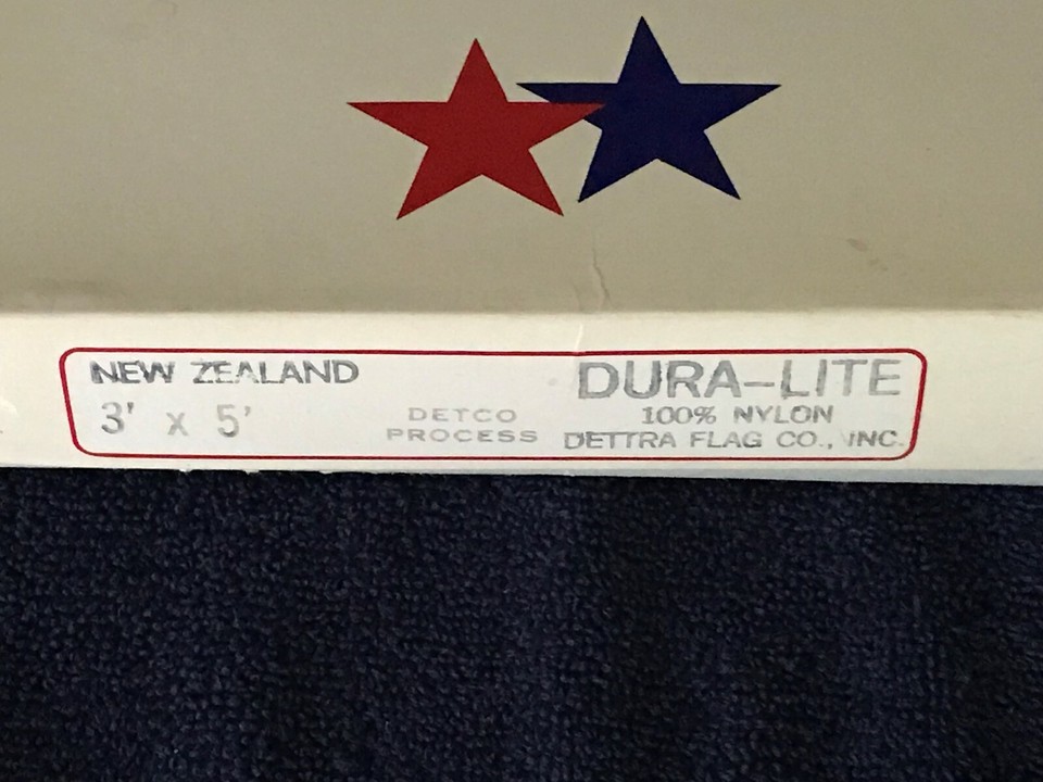 NEW ZEALAND National Flag Dura Lite Nylon Dettra Box Vtg 3' x 5' Red ...