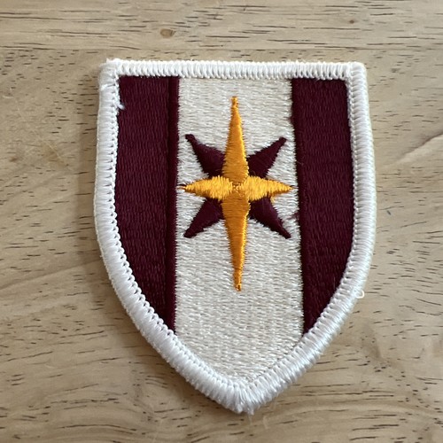 ⭐U.S. ARMY 44TH MEDICAL BRIGADE INSIGNIA MILITARY COLLECTIBLE SEW ON ...