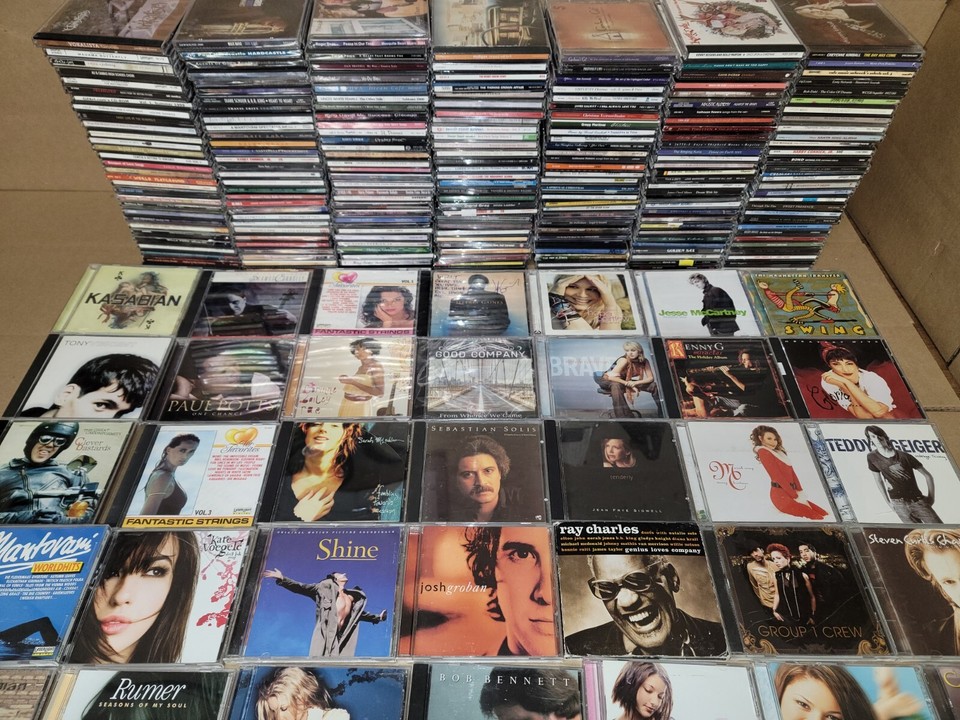 Lot of 50 Assorted CDs MIX ALL Genres Artwork+Case RANDOM BUNDLE ...