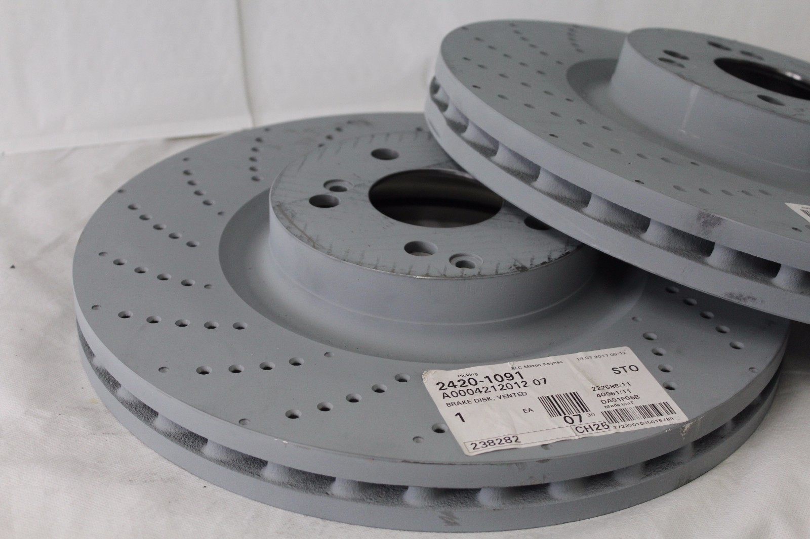 Genuine Mercedes-Benz W204 C-Class C63 AMG FRONT Brake Discs X2 ...