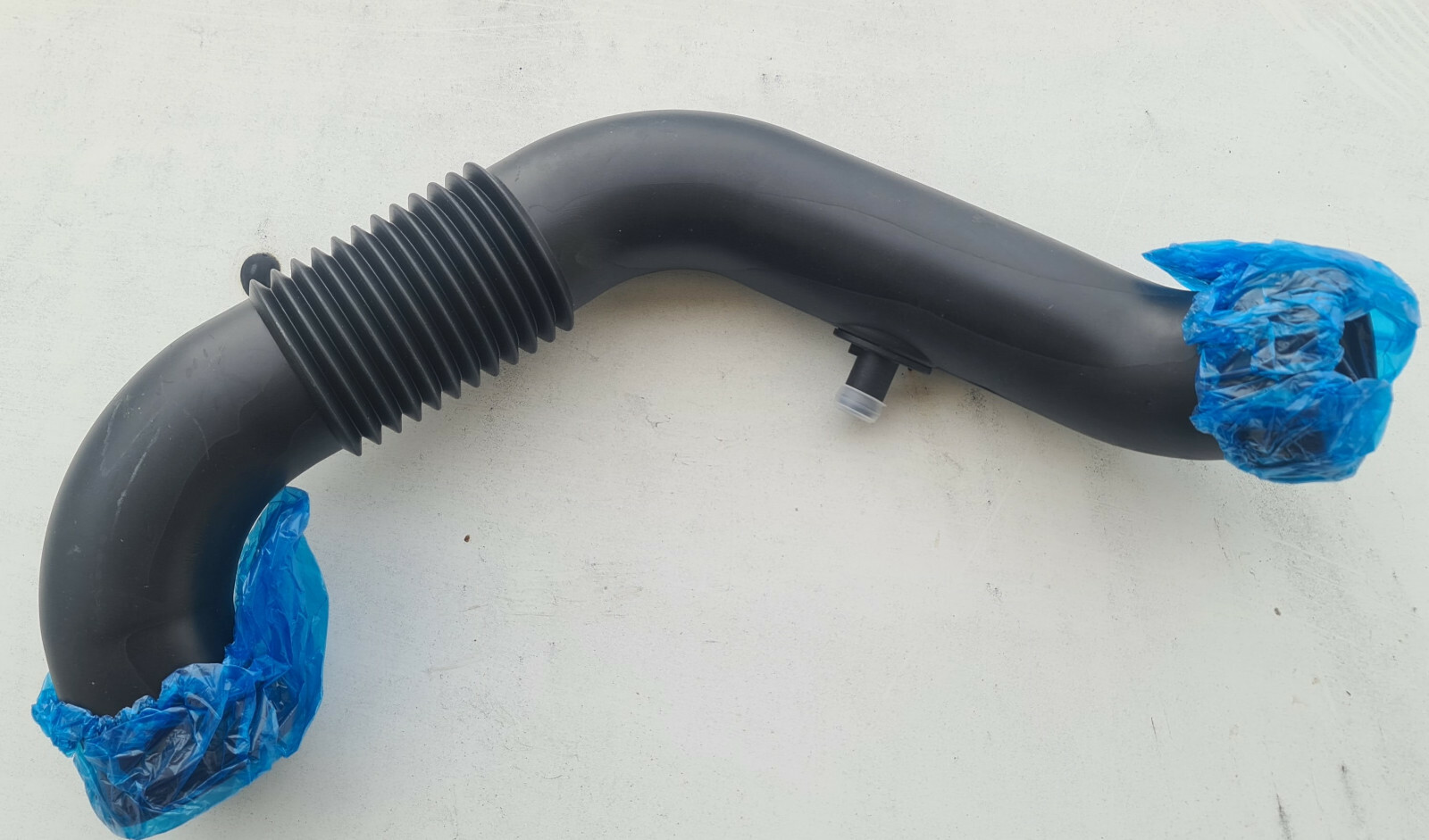 Tuyaux d'aspiration air iveco daily 2014-2018 5801317099 | eBay