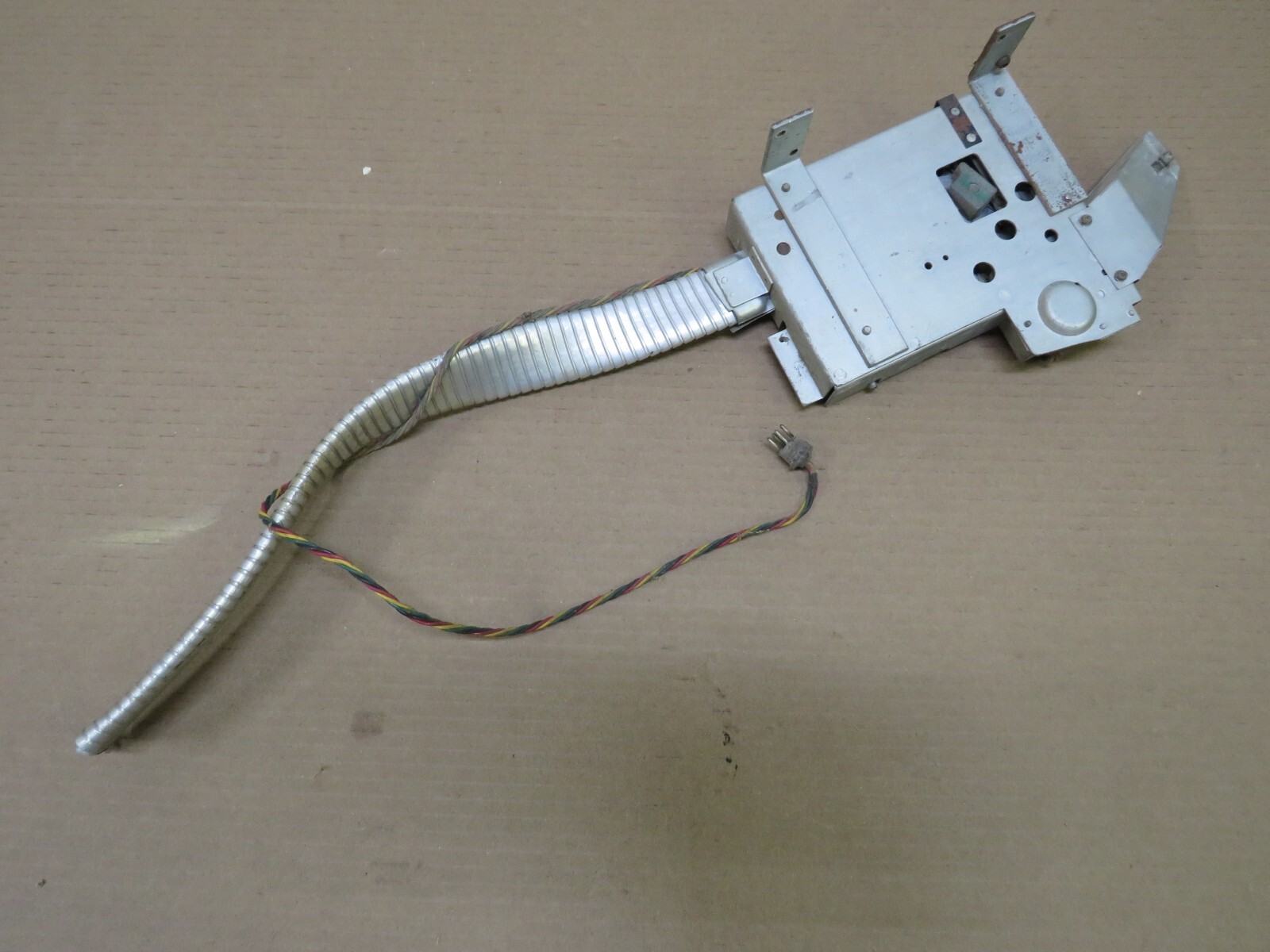 Seeburg G & W Jukebox Select-O-Matic 100 Coin Mechanism & Shoot | eBay