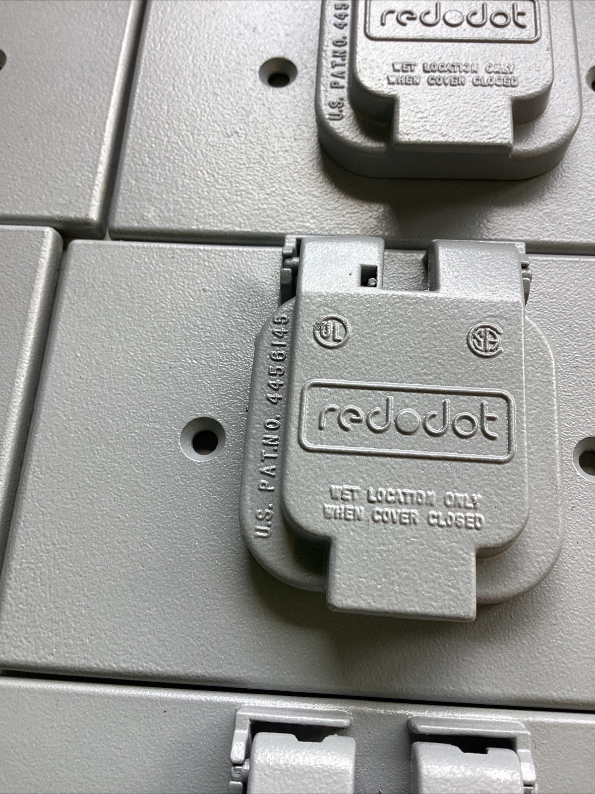 7 RED DOT PAT. NO. 4456145 WET LOCATION COVER PLATE W/gasket,screws | eBay