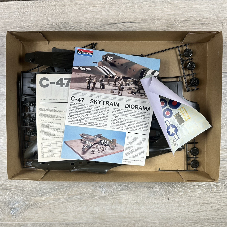 READ! Monogram C-47 Skytrain 1/48 Model Airplane Kit 5603 | eBay