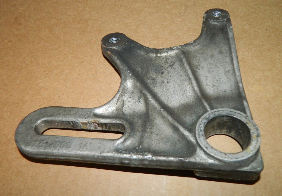 Rear Brake Caliper Mount Bracket Ducati ST2 ST4 Sport Tour Monster 750 ...