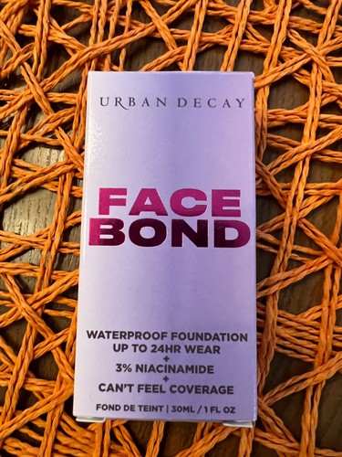 NIB Full Size URBAN DECAY FACE BOND Waterproof Foundation 10 LIGHT ...
