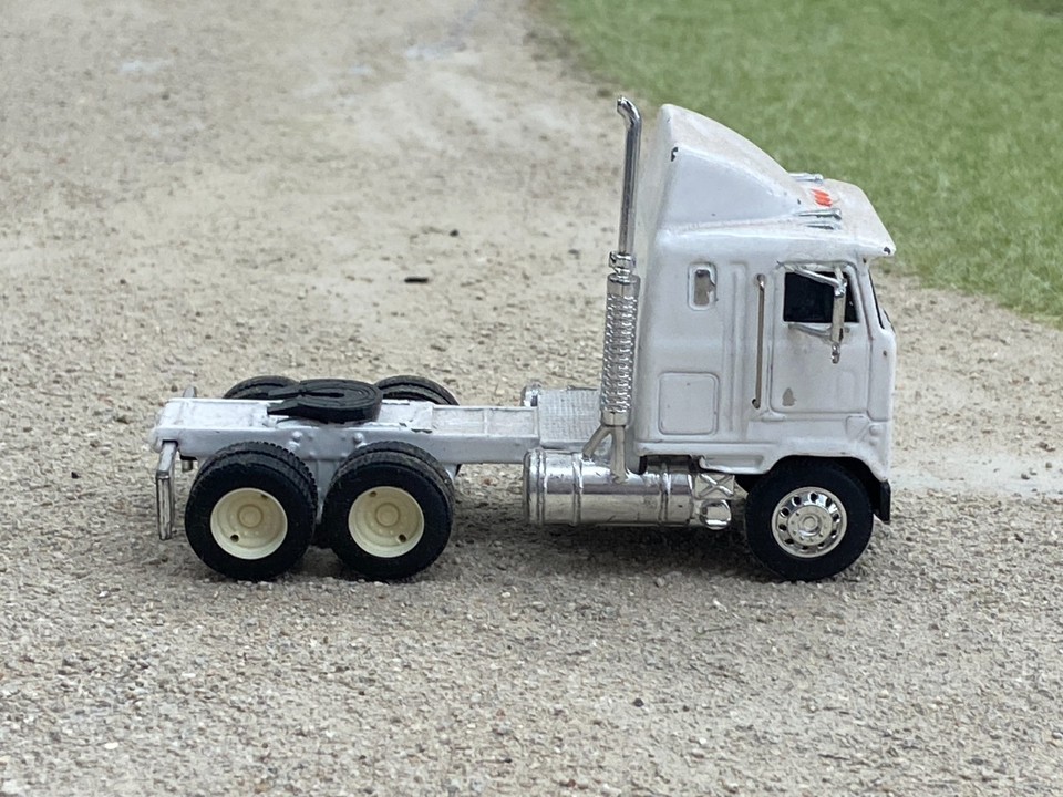 1/64 scale L Ertl Mack Cabover with DCP wheels | eBay