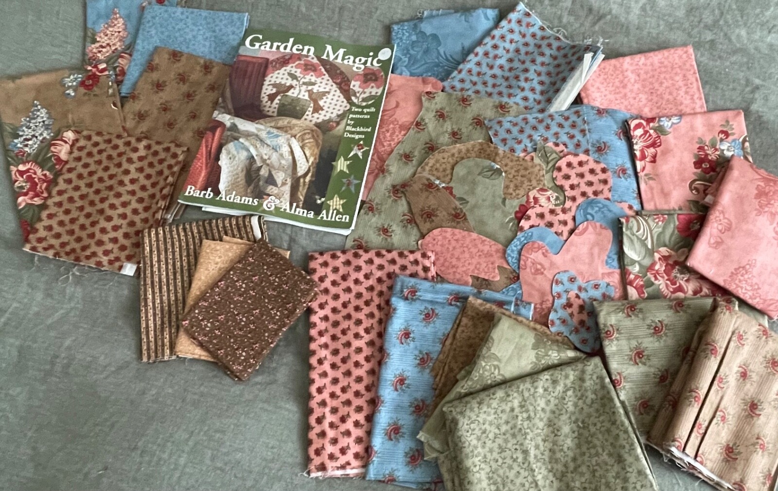 Rare & Retired - 2004 Blackbird Designs GARDEN MAGIC - Quilt leaflet and fabrics | eBay