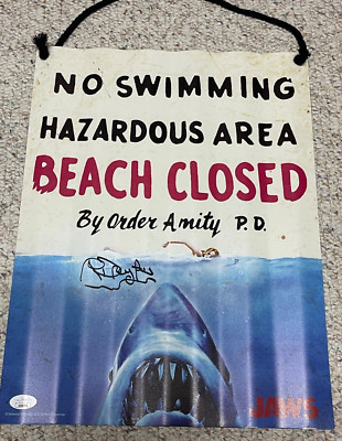 Richard Dreyfuss signed JAWS 12x16 Metal beach warning sign (JSA ...