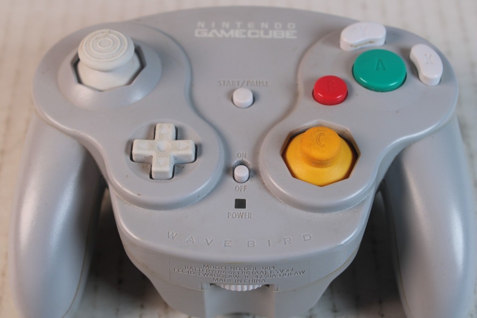 Nintendo GameCube DOL-004 Wavebird Wireless Controller Only Platinum No Receiver | eBay