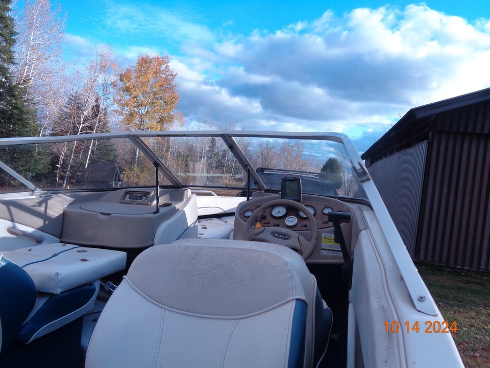 WINDSHIELD FOR 2001 BAYLINER CLASIC 1950 | eBay