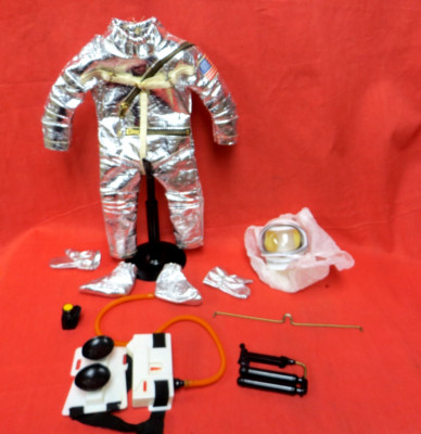 VINTAGE GI JOE 1964: JOEZETA : 1st ISSUE ASTRONAUT SUIT CLOTH STICK ON ...