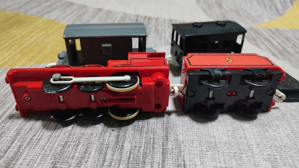 Thomas and Friends classic James complete set Tomy Trackmaster ...