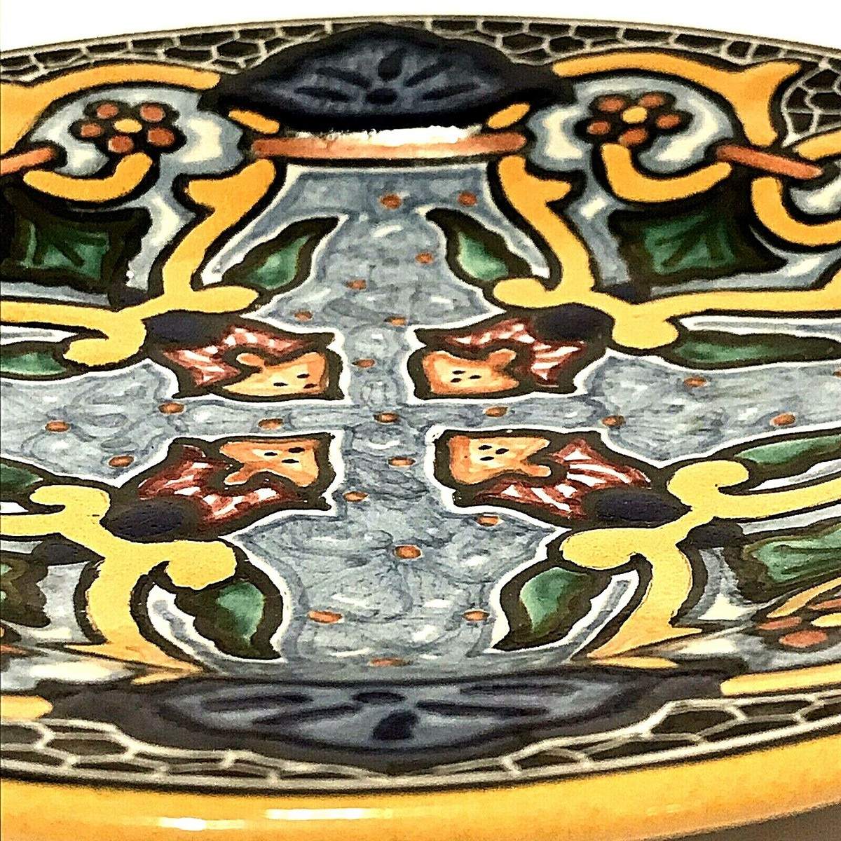 Rugerio Pottery Plates