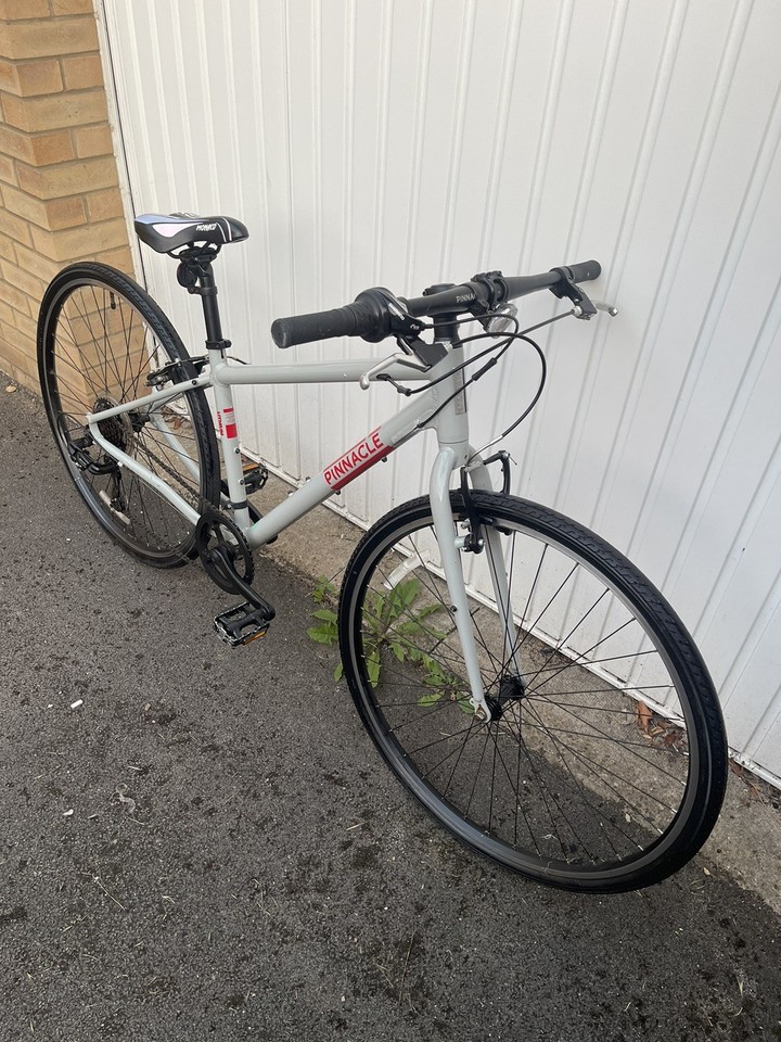 Ladies / Girls Bike pinnacle lithium hybrid bike 700x38c BARGAIN! | eBay UK