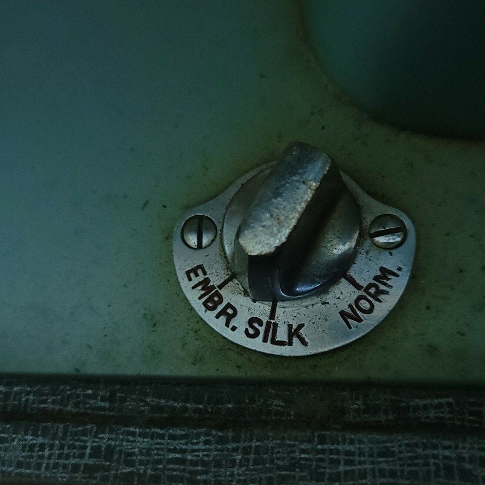 Antique Sewing Machine Gimbels Deluxe Metal Two Tone Japan Finest ...